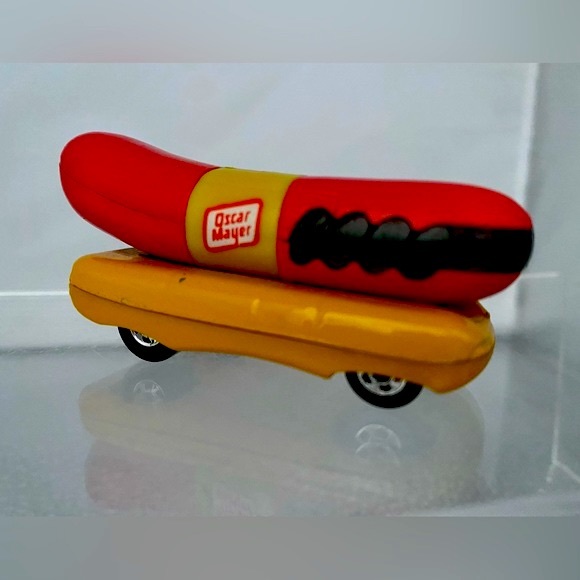 Hot Wheels | Toys | Vintage Oscar Mayer Wienermobile 993 | Poshmark